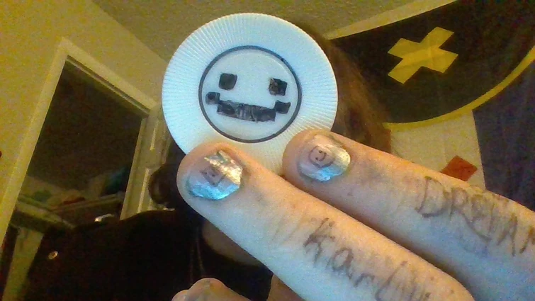 making Quackity Poker chips :D | Fandom