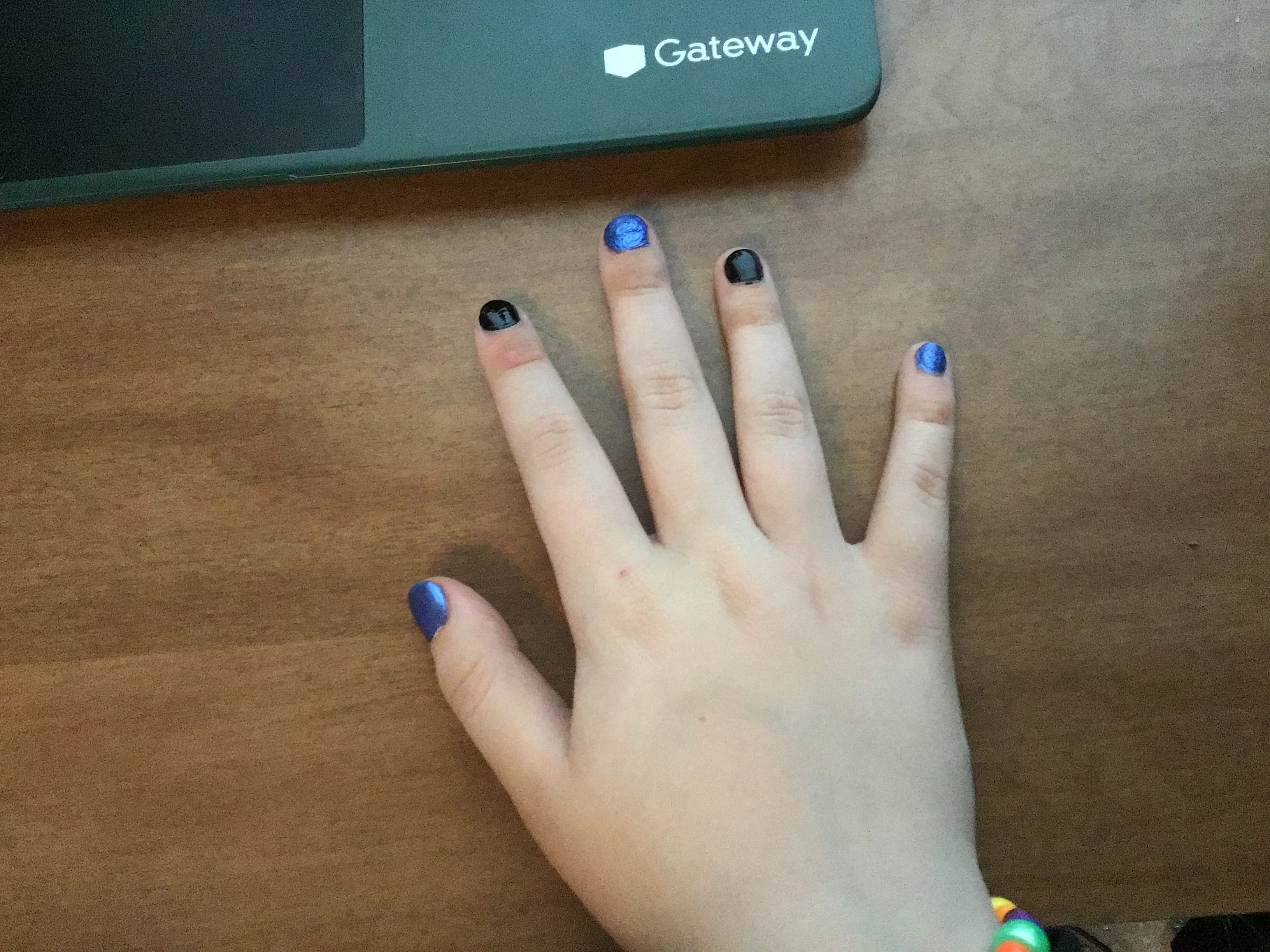 Hand reveal | Fandom