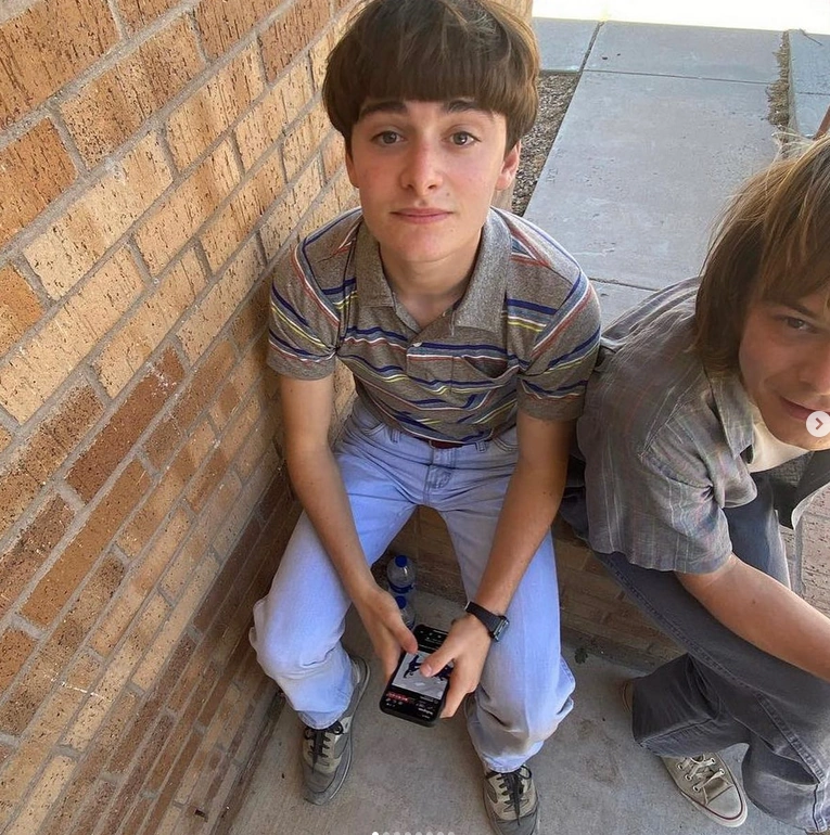 FLASHBACK PHOTO - The Byers brothers together! | Fandom