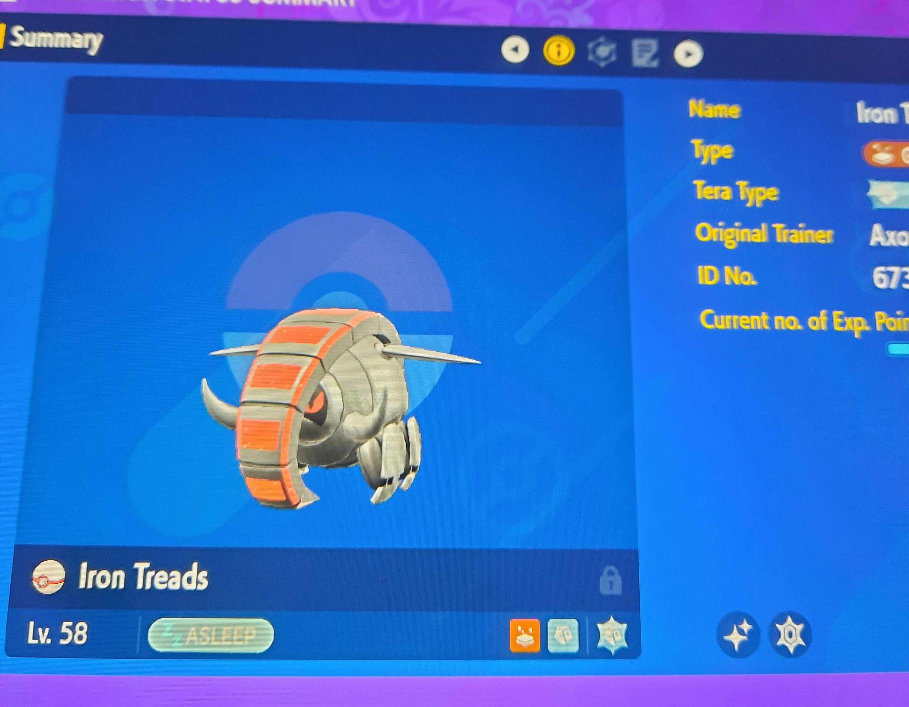 common axo W | Fandom