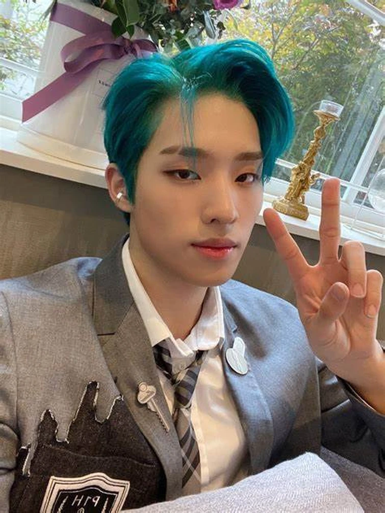 this place is dead so here's some pics of Keeho ;~; | Fandom