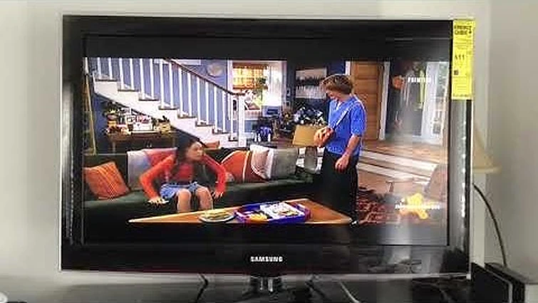 Erin And Aaron Walk Out Music 🎶 🎵 | Fandom