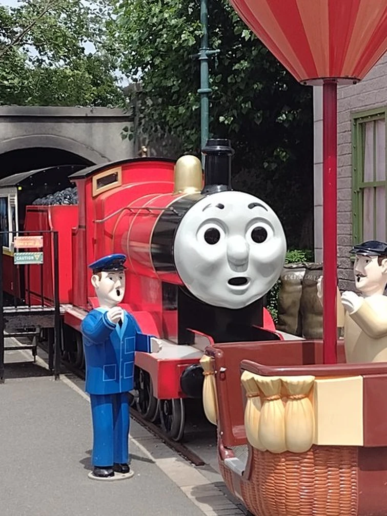 I went on a trip to Drayton Manor, dating back to June. | Fandom