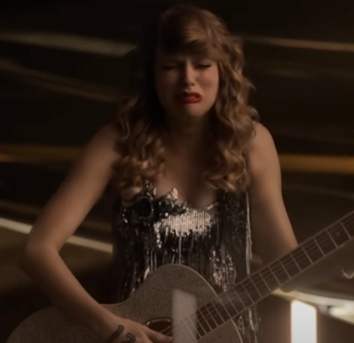 Profile pics of Taylor! (No edits this time :D) | Fandom