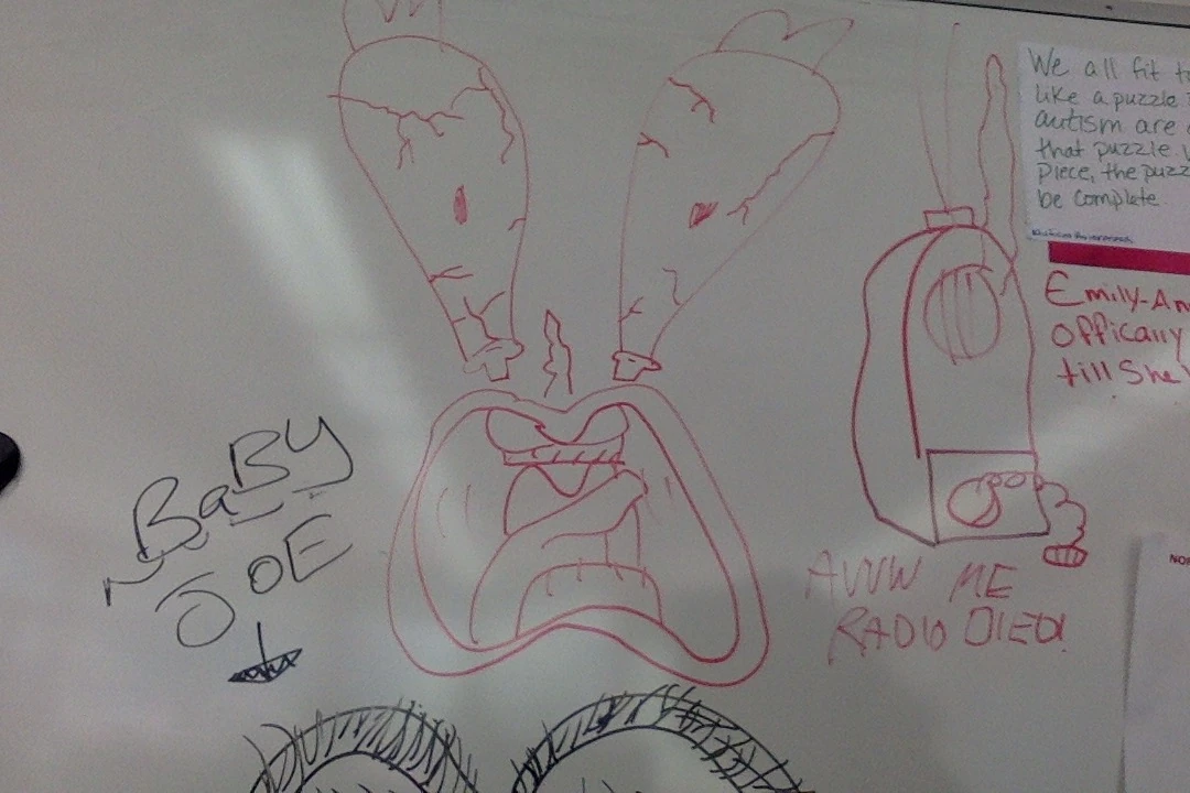 I got bored in class so I decided to draw some frames from Krab Borg ...