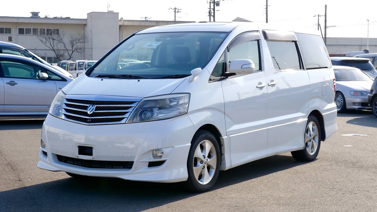 Kei Kobayashi's 2007 Toyota Alphard V | Fandom