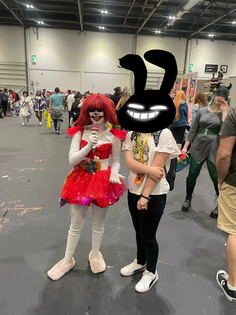 fnaf cosplays found at comic-con a while ago | Fandom