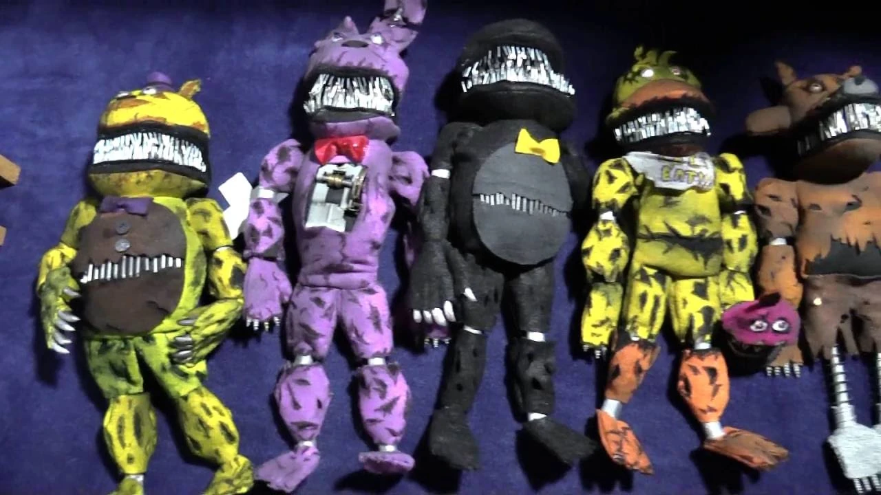 These plushies be lookin weird. | Fandom