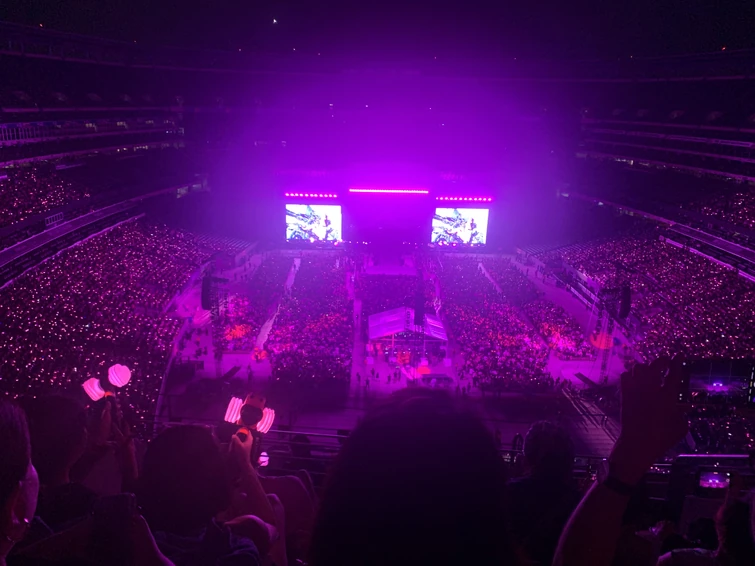 all the bp concert photos I could fit hehe | Fandom