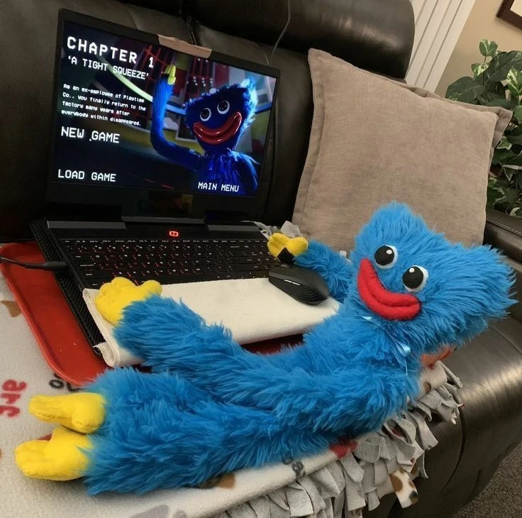 Huggy gaming | Fandom