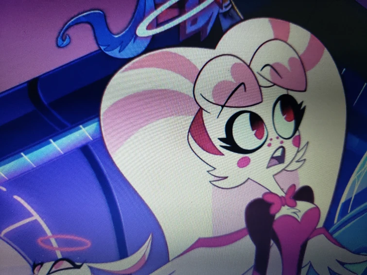 MOLLY SPOTTED IN SEASON 2 | Fandom