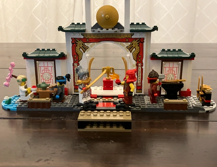 Wyldfyre Finds Out Pixal Is Cool - a story told by LEGO pics (and some captioning) | Fandom