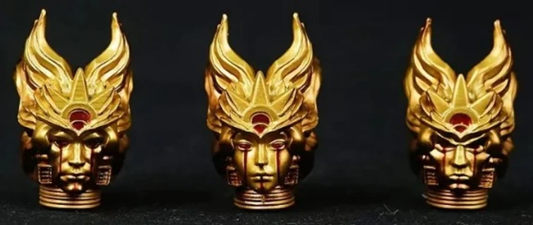 Custom pieces, helmets for Sanguinius and Roboute Guilliman on sale ...