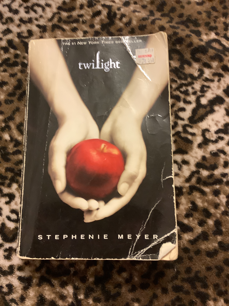 Discuss Everything About Twilight Saga Wiki | Fandom