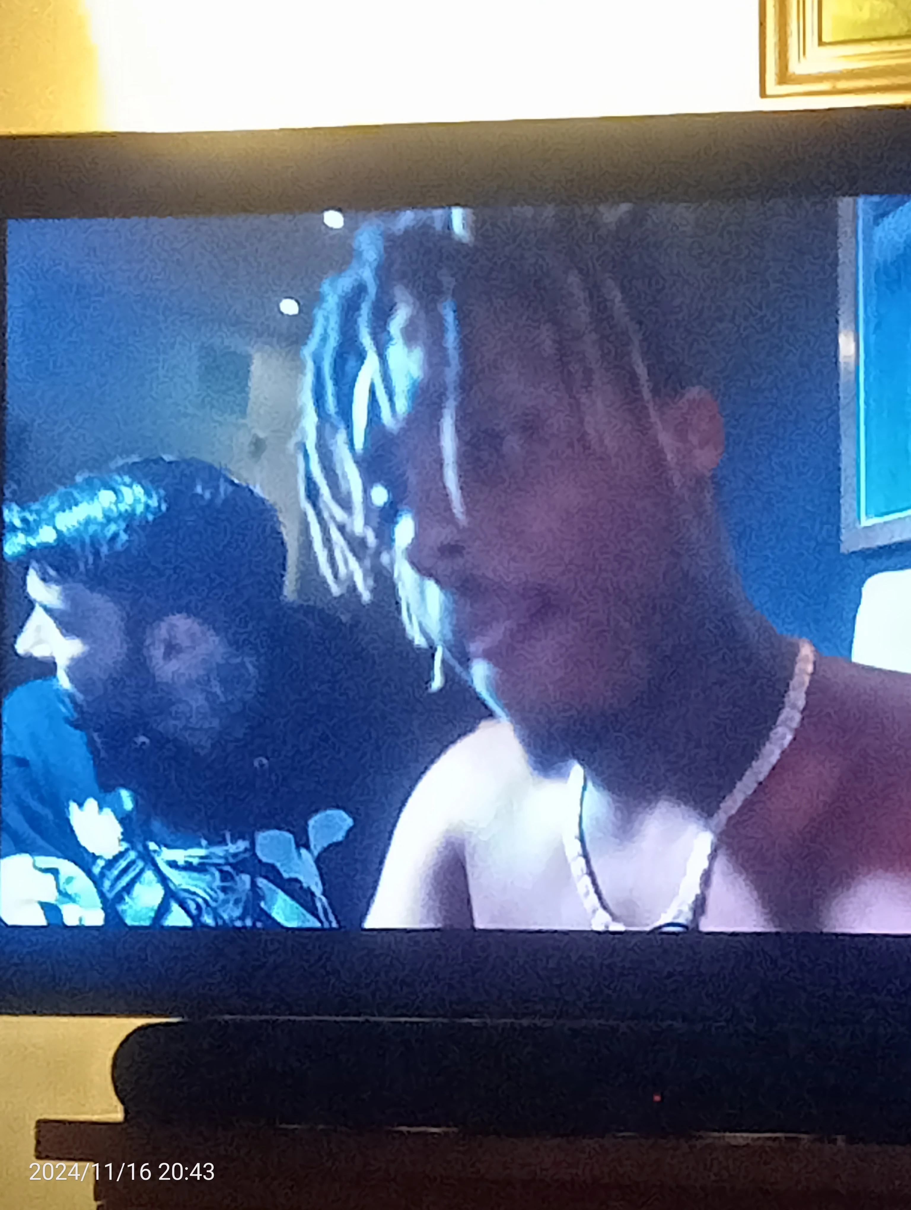 Guess what I'm watching | Fandom