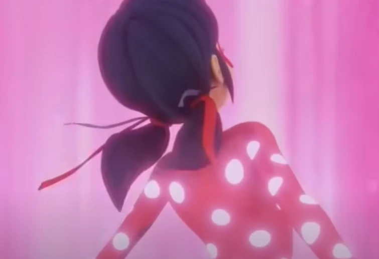 Ladybug's costume is weird | Fandom