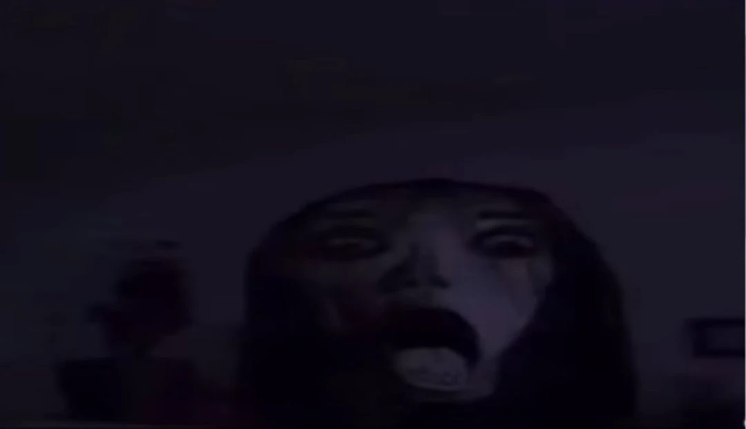 (Off topic) Is it just me or am I starting to have a crush on Yi xi ...