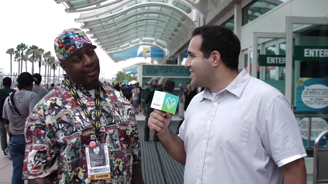 Comic-Con Fan on the Street: Lining Up | Fandom