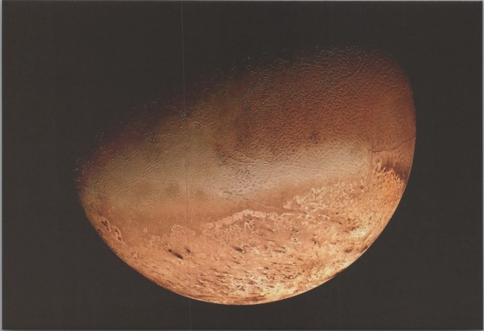 Triton's color | Fandom