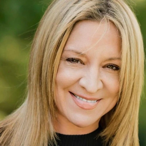Noggin voiceover lady from 2003 until 2012 | Fandom