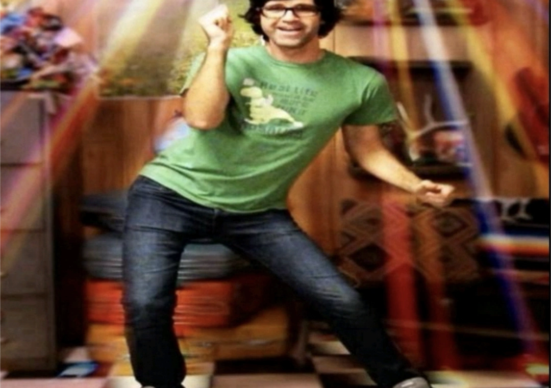 GUYS THIS IS BIG | Fandom