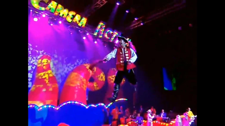 Space Dancing! on the Lights, Camera, Action! Tour (also in LIVE Hot ...