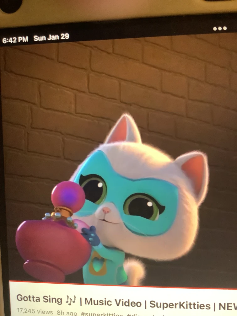 Bitsy with zsa zsa’s spray bottle | Fandom