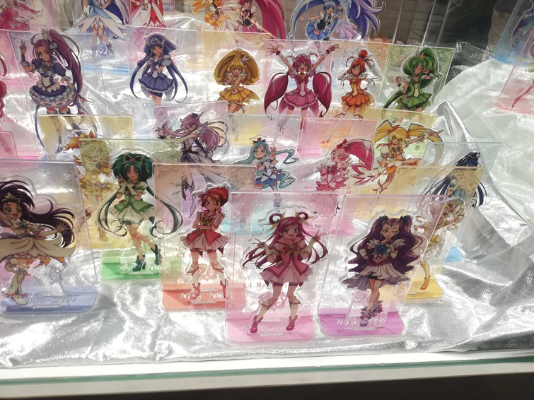 Display cases of all acrylic stands of all Precures are now available at Pretty Store Shibuya ...