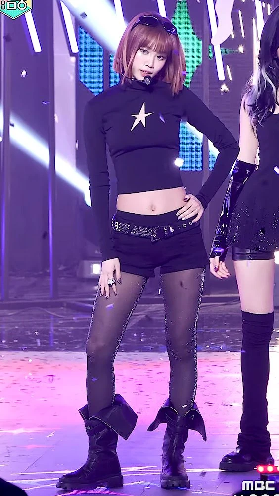 lesserafim Chaewon and Kazuha | Fandom