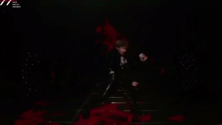 Give Minho his aotm now I'm begging🙏🙏 | Fandom