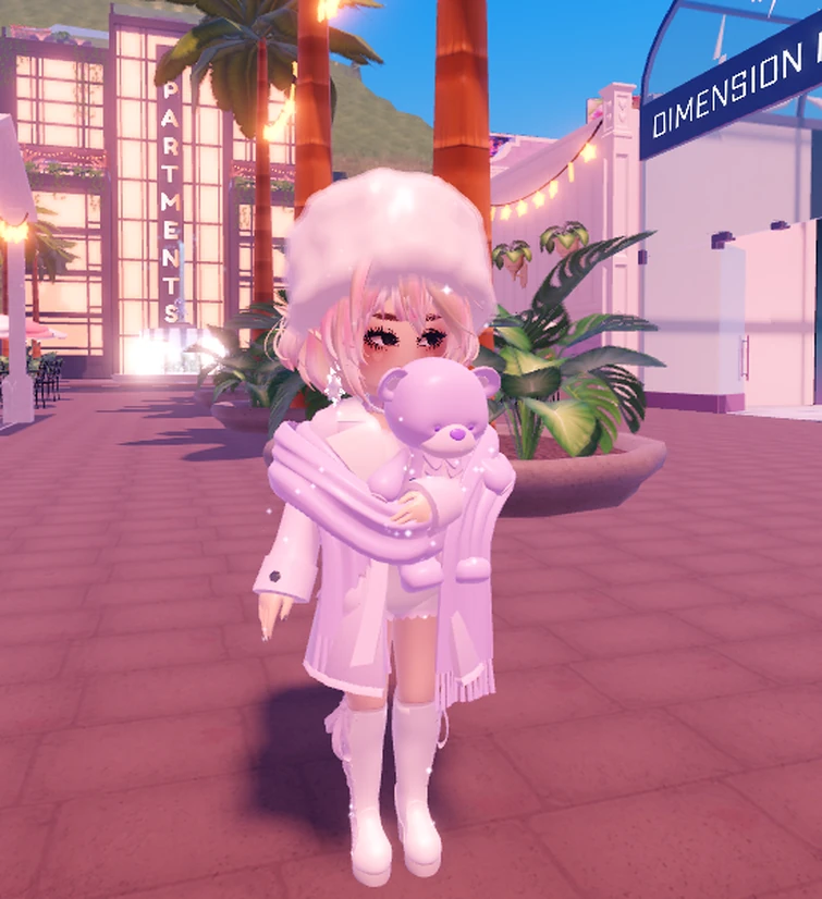 Send me pictures of you rh outfits and i'll make and edit of them ...