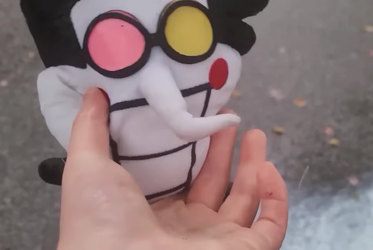 my favourite screenshots from the spamton plushie ad | Fandom