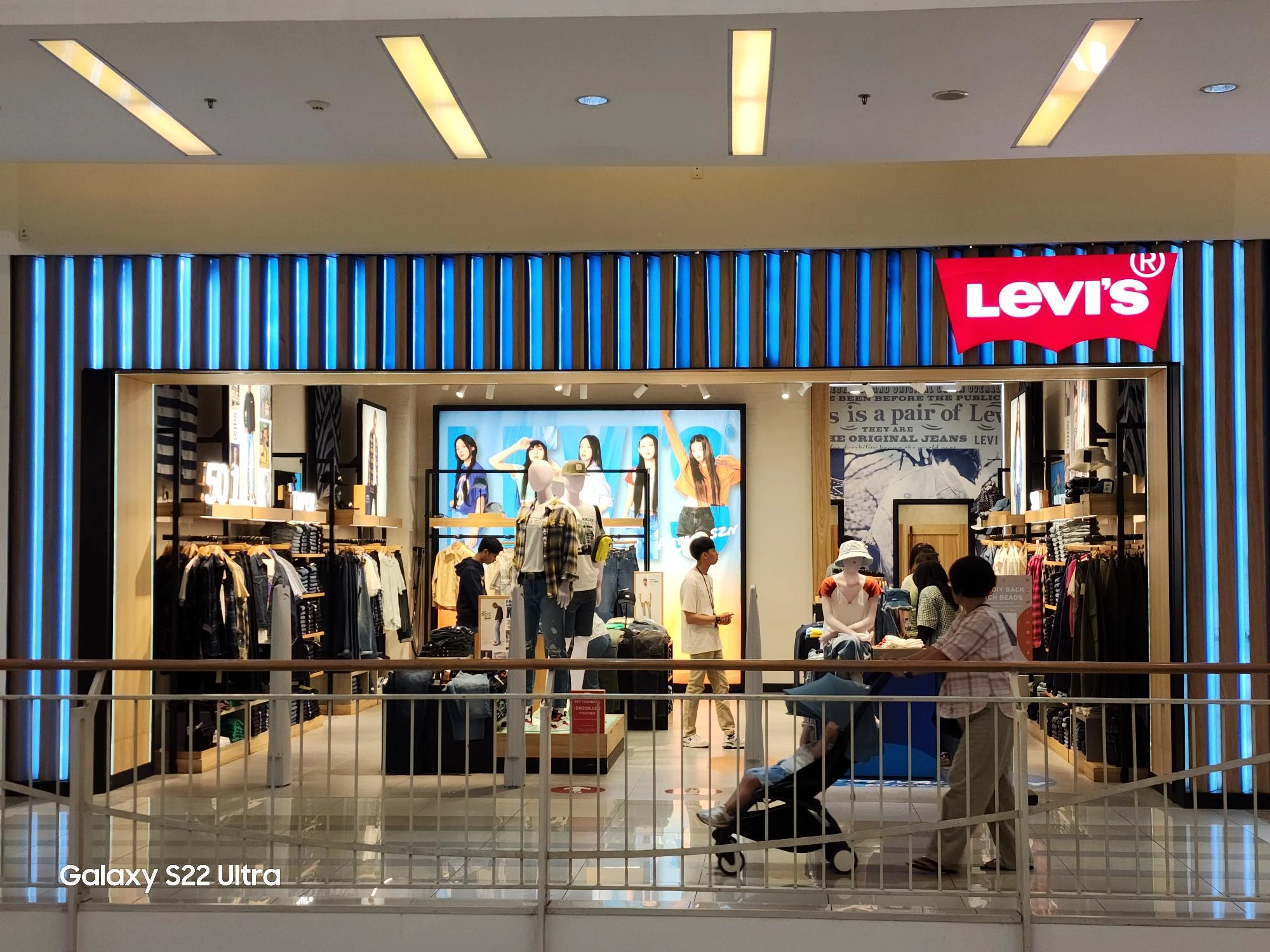 Another Levi's x NWJNS | Fandom