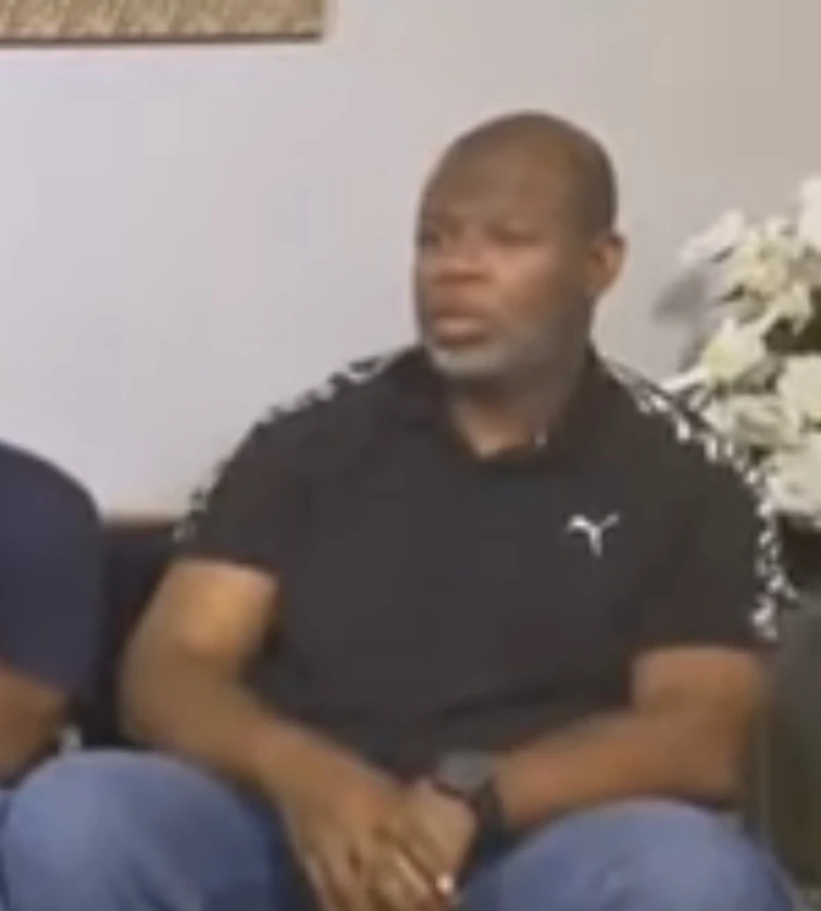 What is leafy looking at.. | Fandom