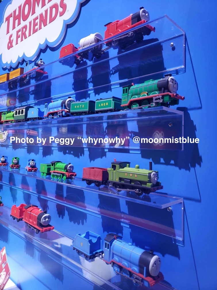 New images of the NY Toy Fair Display! | Fandom