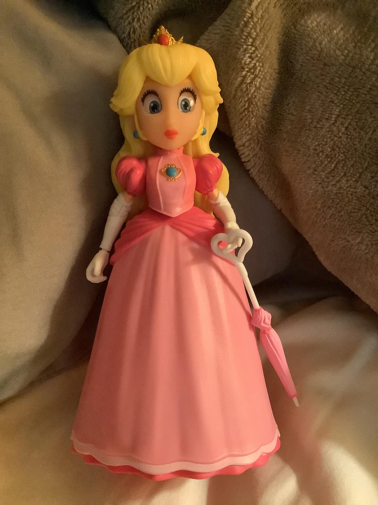 I got a princess peach figure! | Fandom