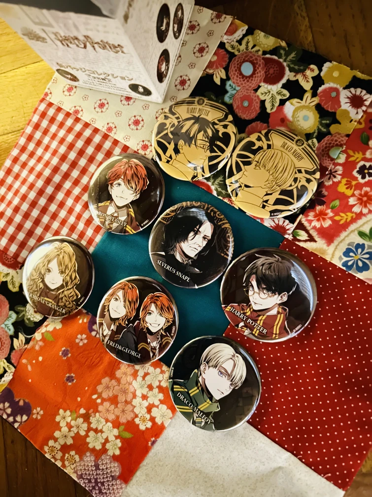 Merch merch merch | Fandom