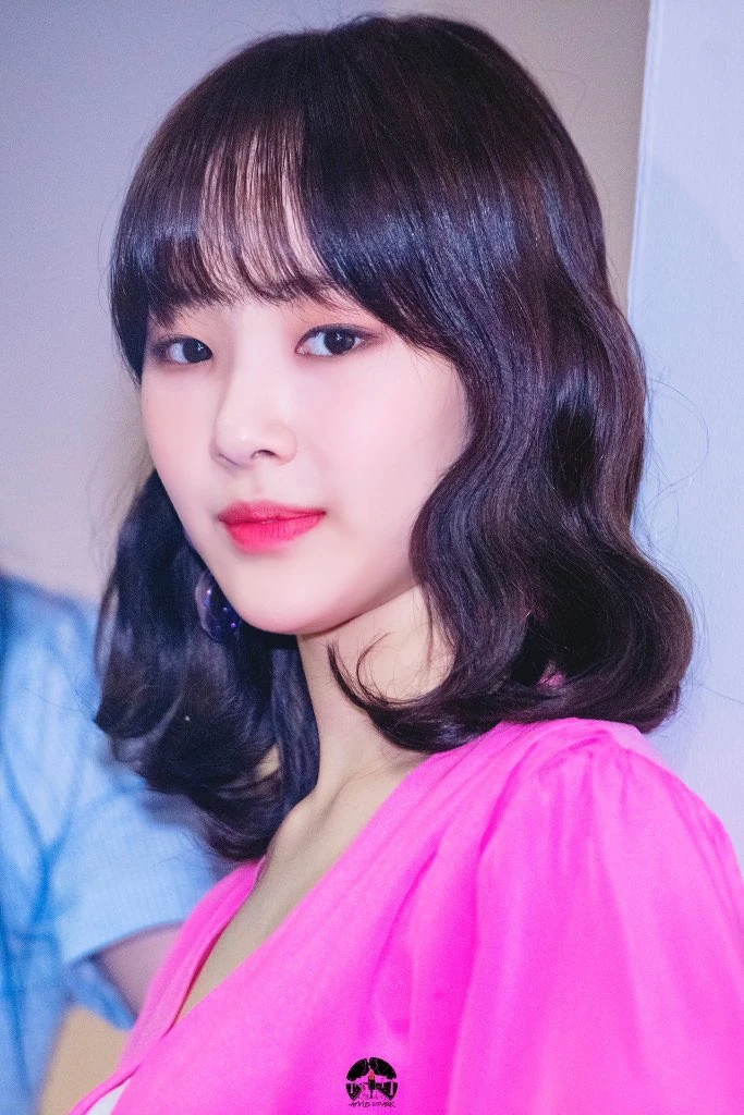 Lee Seoyoung | 48 & 46 Group Fanmade Wiki | Fandom