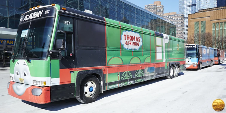 Anyone want to ride the Henry bus? | Fandom