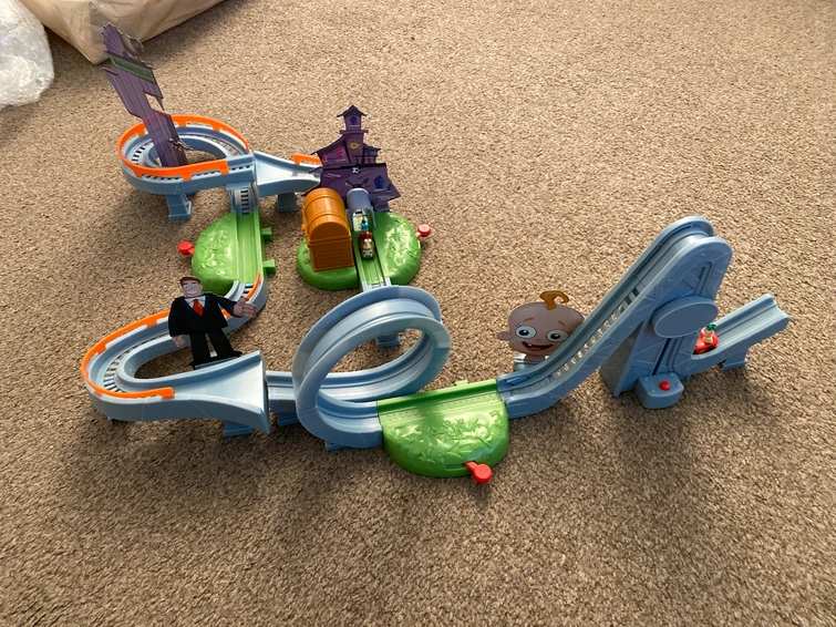 I Finally got the Phineas and Ferb Ultimate Roller Coaster Playset ...