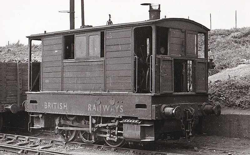 Since Toby is an lner J70, what does his siderods look like without the ...