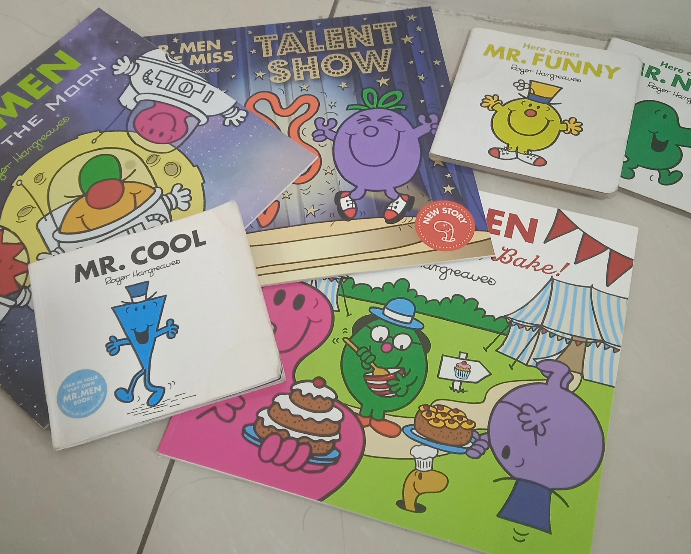I got 6 new Mr. Men books while I was shopping at Tamarind Square! | Fandom