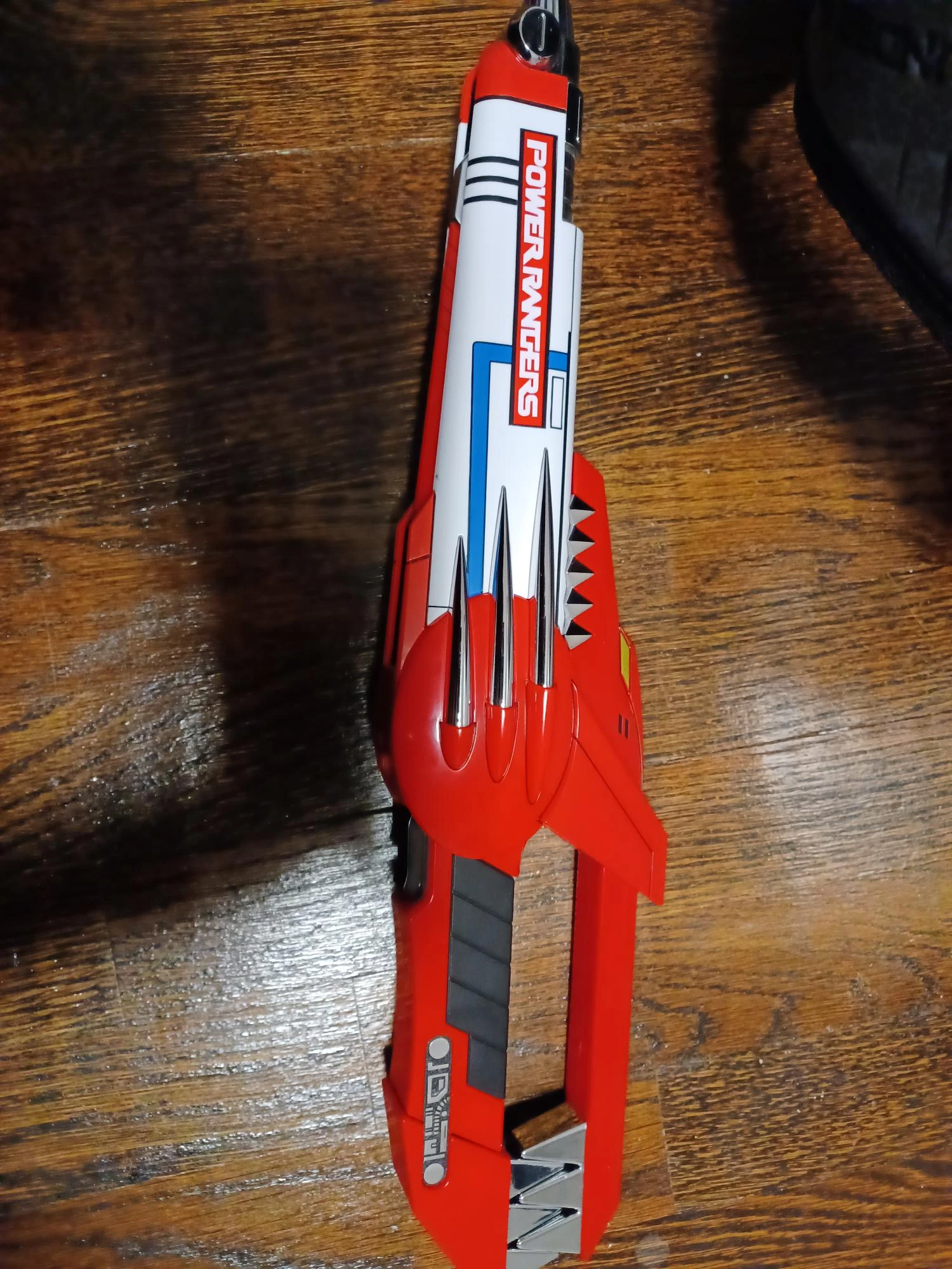 Does anyone know how to change this things batteries | Fandom