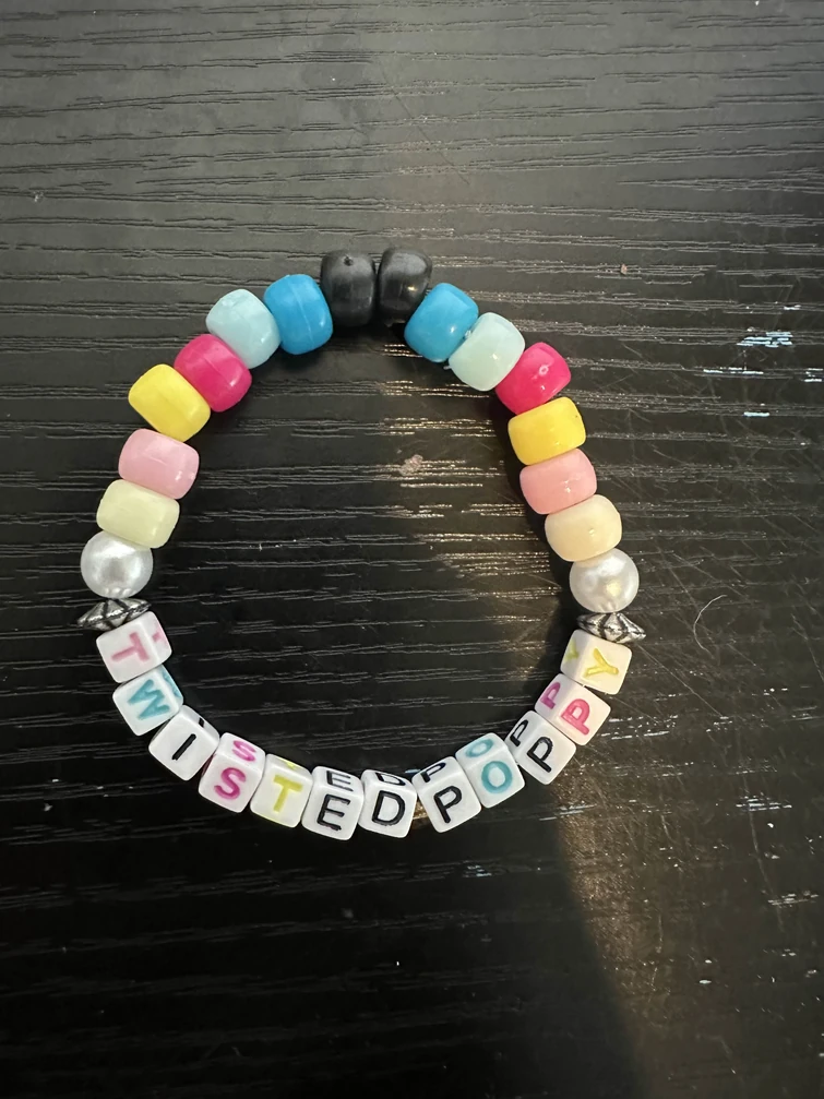 Bracelets I made of the toons!! (also twisted poppy) | Fandom