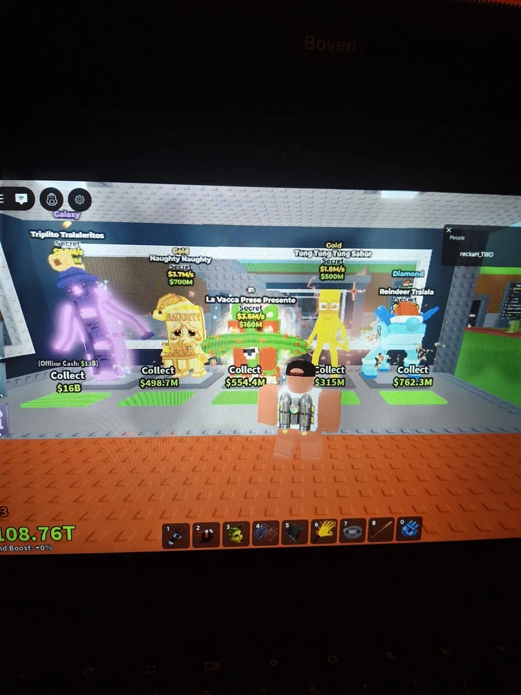 Im looking for secrets with strawberry or meowl trait | Fandom