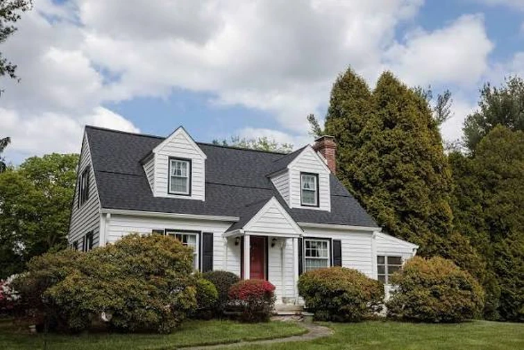 You would hit and run this two dudes for 10 dollars? (Oc's posting ...