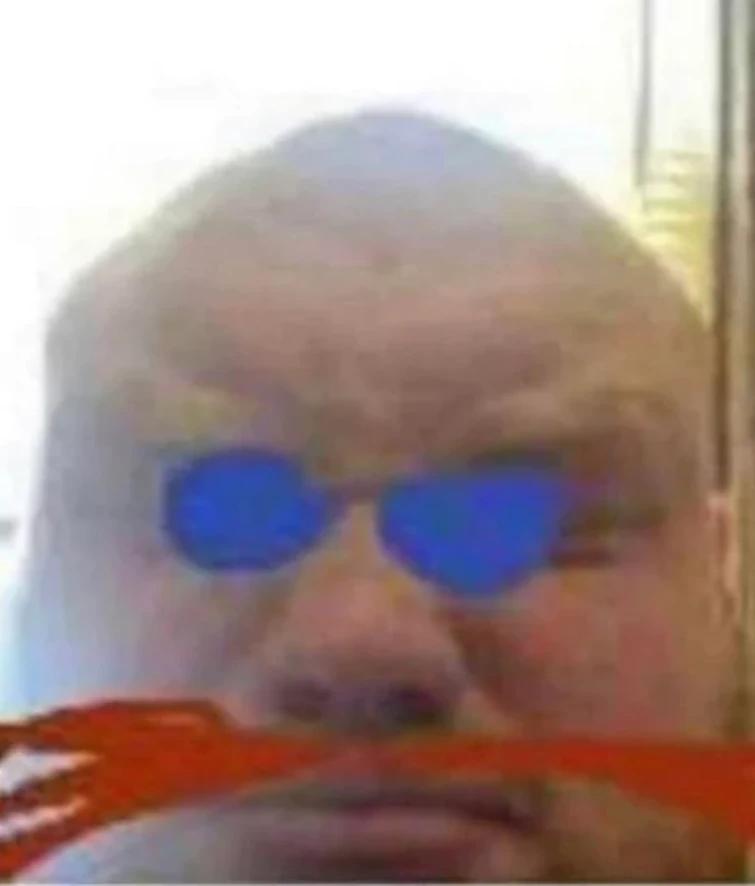 Super Mega Ultra Halal برعاية أموال النفط السعودية Mario Kart 3 2002 ...