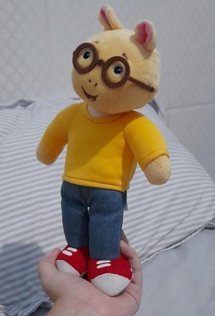Hey Arthur! (My arthur plushie) | Fandom