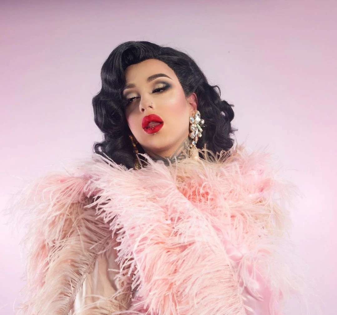 Elecktra Bionic is iconic | Fandom