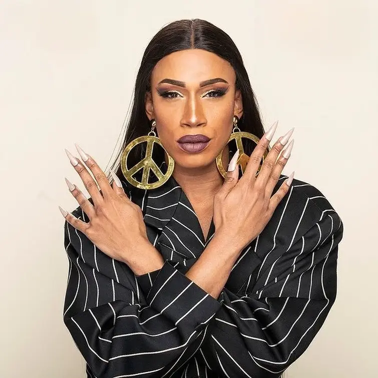 🌹 Azora & Echo’s Runway Rankings - French Entrances 🇫🇷 | Fandom